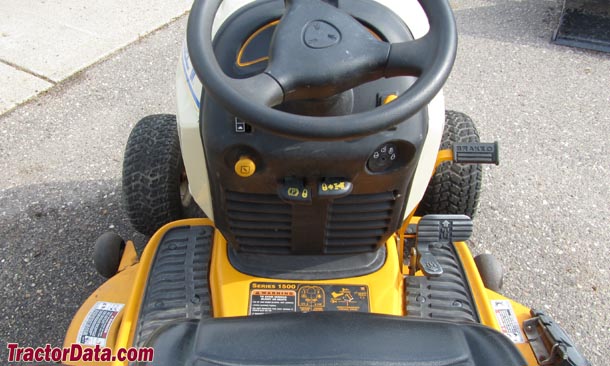 TractorData.com Cub Cadet 1527 tractor transmission information