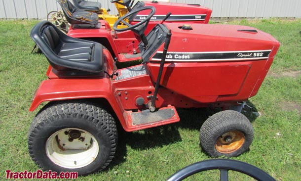 TractorData.com Cub Cadet 582 Special tractor photos information