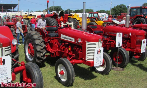 TractorData.com International Harvester 350 tractor photos information