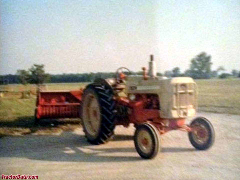 TractorData.com Cockshutt 550 tractor photos information