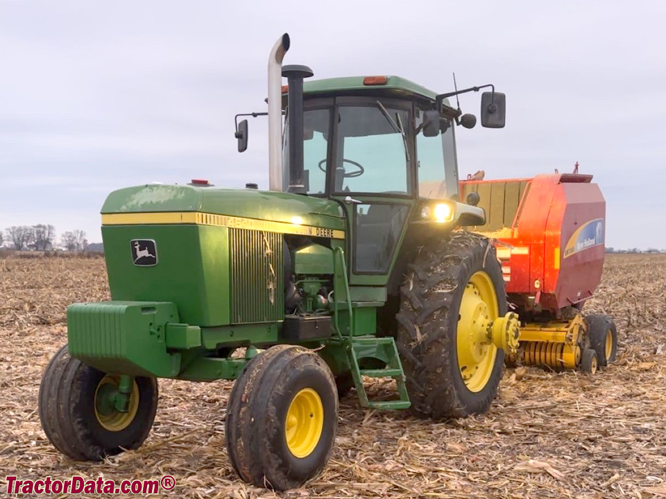 TractorData.com John Deere 4640 tractor photos information