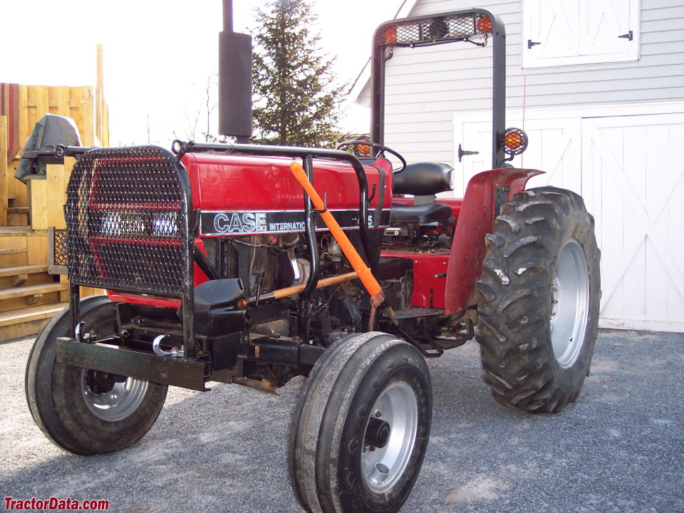 TractorData.com CaseIH 485 tractor photos information