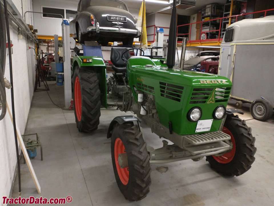 TractorData.com Deutz D 5506 tractor information