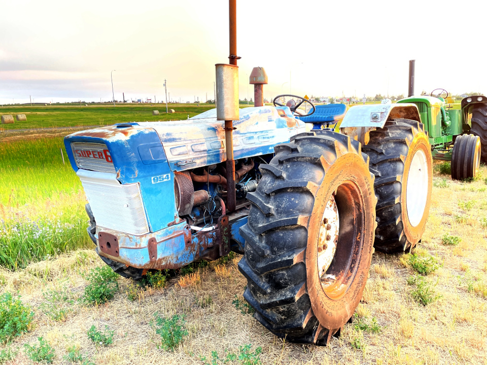TractorData.com County 954 Super 6 tractor information